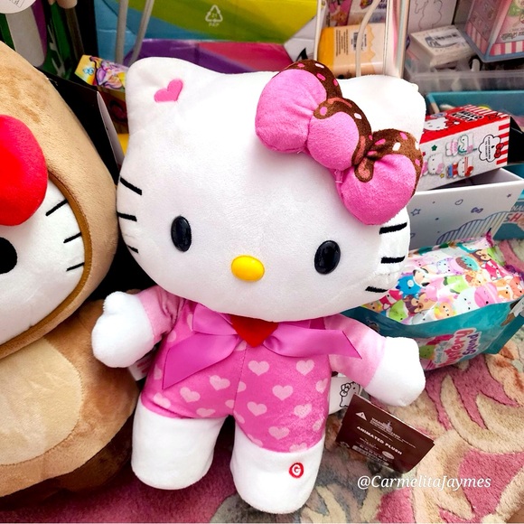 Sanrio | Toys | Hello Kitty Dancing Valentine Hello Kitty Door Greeter Character | Poshmark